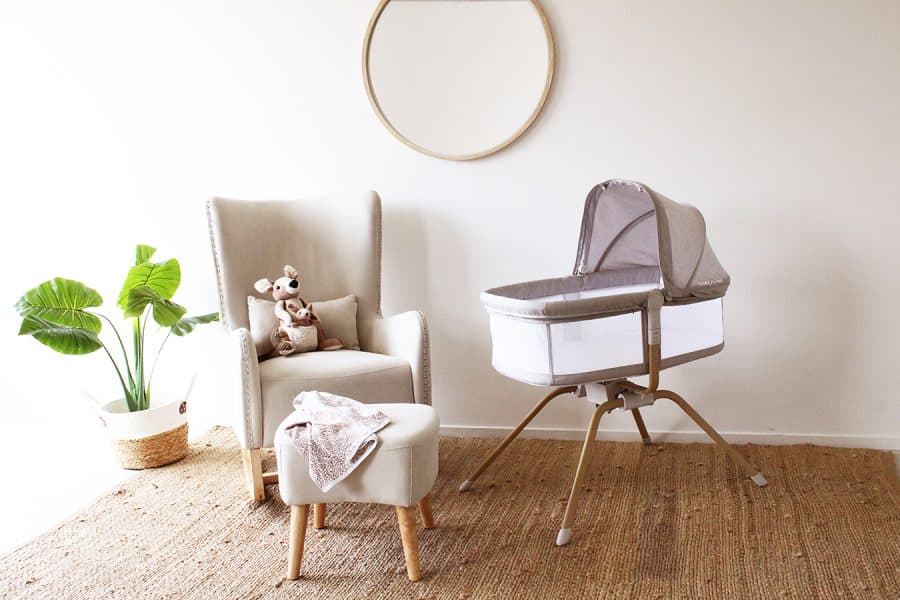 Rocking Travel Bassinet – Beige – babyhood
