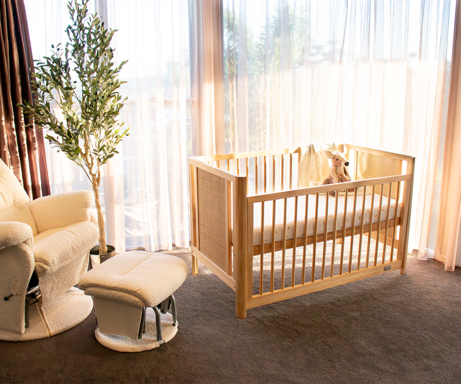 Aliya Rattan Cot – Natural – babyhood